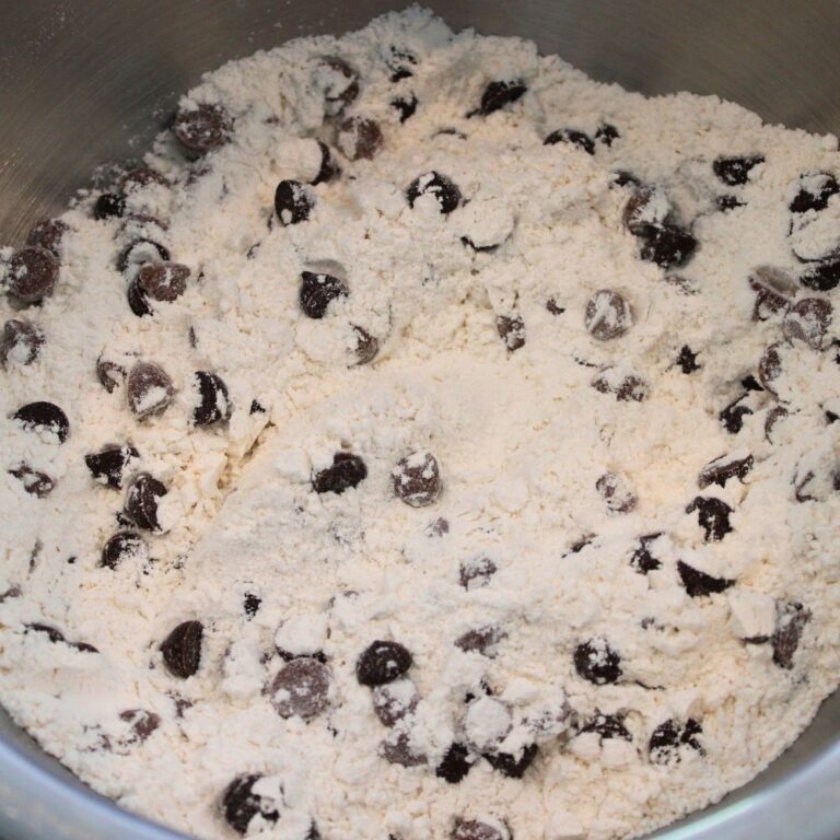 Perfect Fluffy Maple Chocolate Chip Muffins {Easy Recipe!} - Our ...